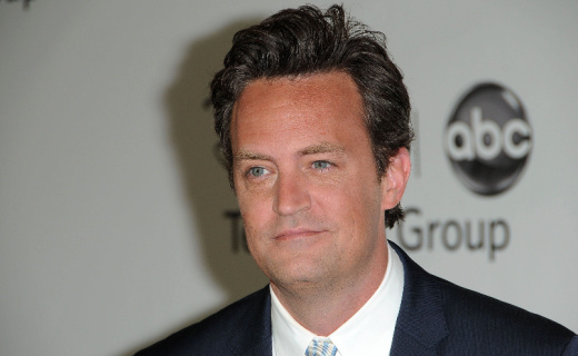 Former SNL Comedian Gets Dragged After Mocking Actor Matthew Perry's Death